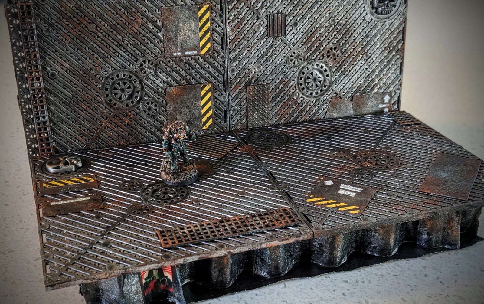 Necromunda Terrain Tiles from Aquarium Filter Panels | Comrade's Wargames